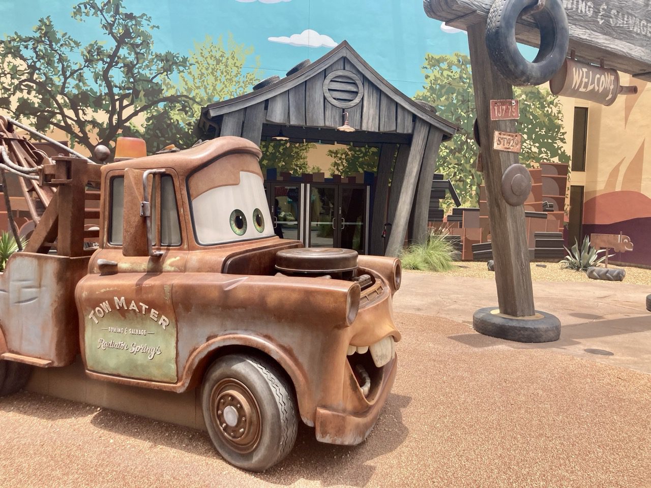 25 Ways to Save Money at Disney World - Suncoast Family Fun